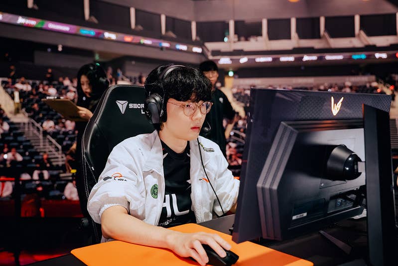 Viper Returns to LPL, Joins BLG for League of Legends 2026 Season ...